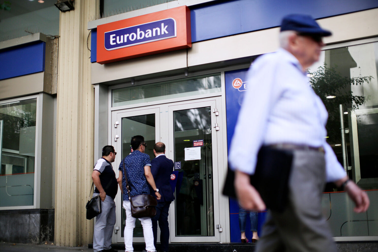 All About Money in Greece - Cloudkeys